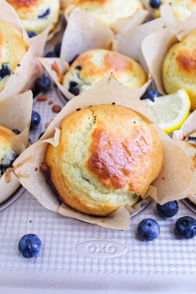 BAKERY-STYLE BLUEBERRY MUFFINS – Maral in the Kitchen